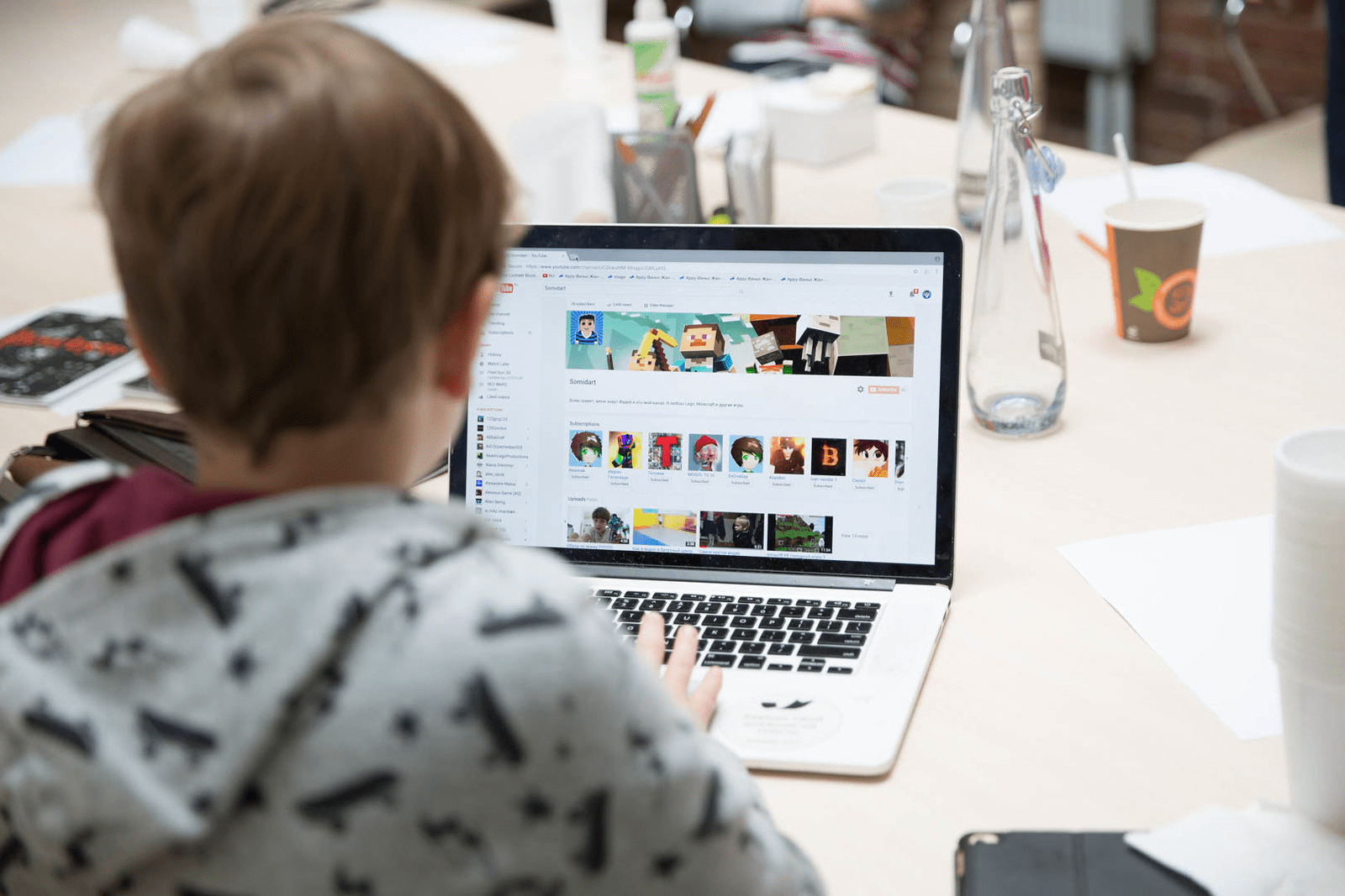 How to learn programming with Minecraft? − CODDY programming school for kids in Moscow